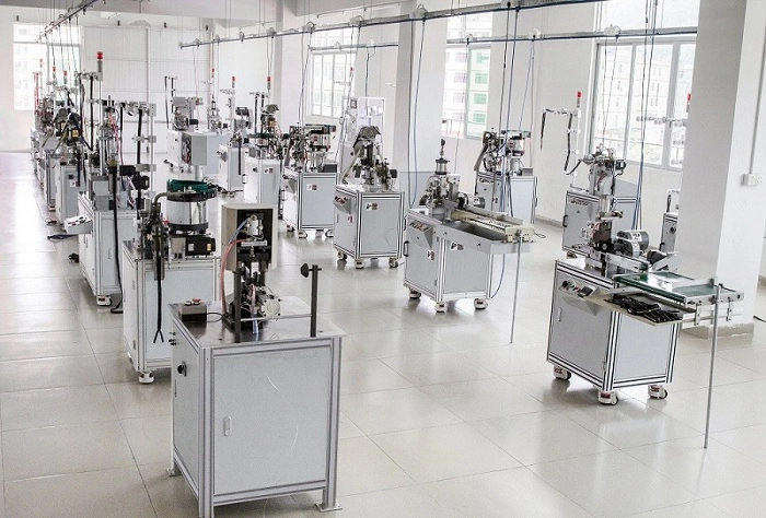 QLQ-SMCM Automatic Zipper Slider Mounting & Cutting Machine